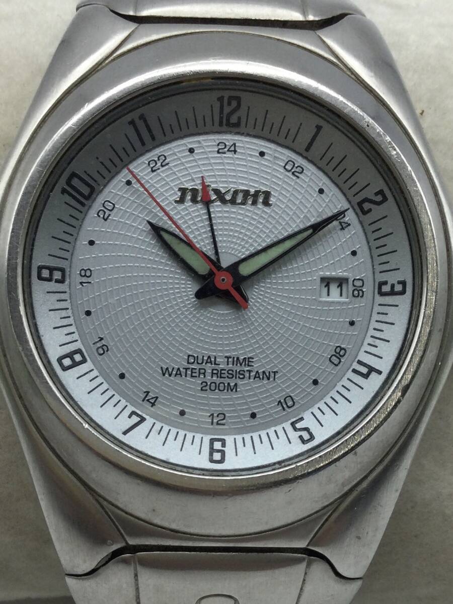 EE4 QZ/不動品 腕時計 nixon ALWAYS GO Odyssey ニクソン オッデセイ 3針 デイト 200M シルバーカラー 現状品(その他)｜売買されたオークション情報 ...