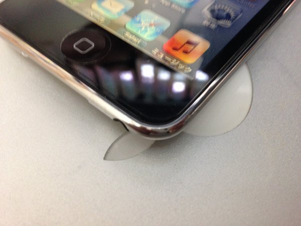 バッテリー良好 64GB Apple iPod touch 第 3 世代 A1318/MC011J ブラック F8FCW(iPod touch ...