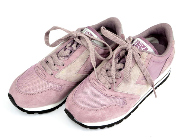 eg032 BROOKS ランナーシューズ 23.0cm(23.0cm)｜売買されたオークション情報、yahooの商品情報をアーカイブ公開 ...