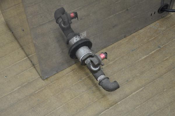 K197 トヨトミ 油だき温水ボイラー/FB-4500/現状/石油ボイラー/温水器/(給湯設備)｜売買されたオークション情報、yahooの商品 ...