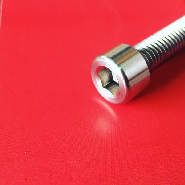 20set ステンレス 精密加工 ピアスボルト SSR メッシュ ......(ラジアルタイヤ)｜売買されたオークション情報、yahooの商品情報をアーカイブ公開 - オークファン ...