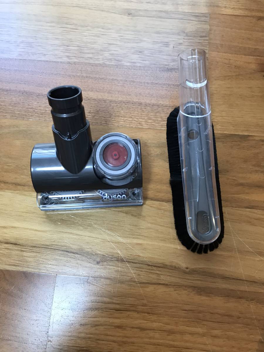 ★ダイソン サイクロンクリーナー Dyson DC46