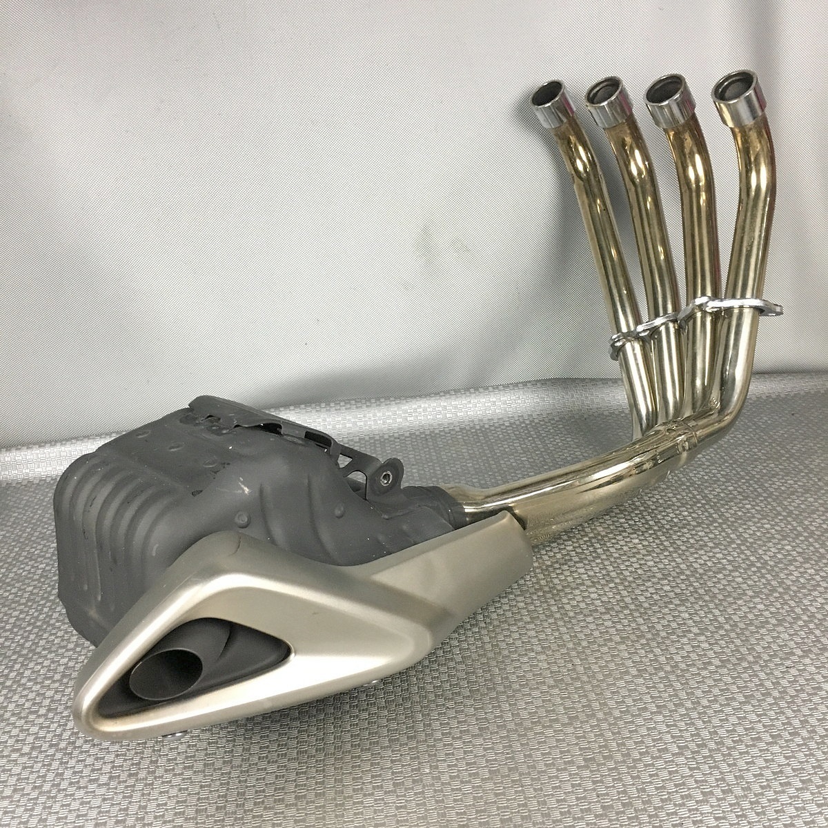 CB650F マフラー MJE TH1 RC83 純正 ONGO0706(マフラー本体（純正）)｜売買されたオークション情報、yahooの商品情報をアーカイブ公開 - オークファン ...