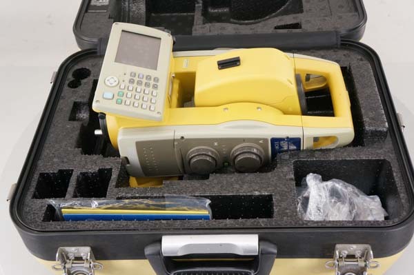 PG TOPCON GPT-9000AC GPT-9005AC AUTO COLLIMATION PULSE TOTAL STATION 取扱 ...