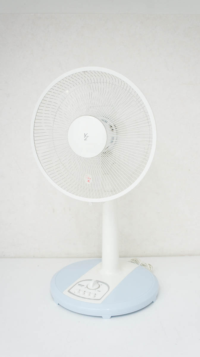 YAMAZEN 山善 リビング 扇風機 YMT-K305 サーキュレーター メカ式 ホワイトブルー(扇風機)｜売買されたオークション情報、yahooの商品情報をアーカイブ公開 - オークファン ...