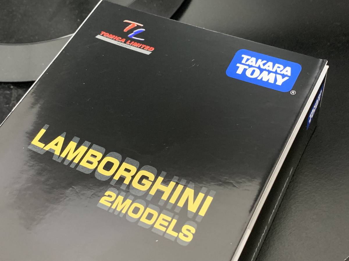 トミカ LAMBORGHINI 2MODELS ランボルギーニ アヴェンタドール / ホワイト 白 ＆ ムルシエラゴ / ブラック 黒 2台セット(乗用車)｜売買されたオークション情報 ...