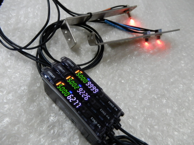 オムロン スマートファイバアンプ E3NX-FA6 ファイバユニット E32-C11N E32-LD11N ⑤(その他)｜売買された ...