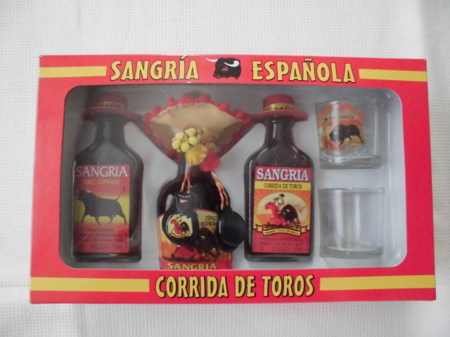 サングリア SUNGRIA ミニボトル3本 ショットグラス2ケセット(ワイン)｜売買されたオークション情報、yahooの商品情報をアーカイブ ...