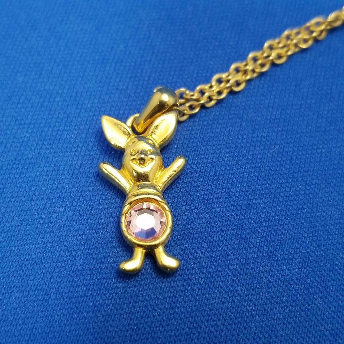 B72 ピグレット 金色 くまのプーさん ディズニー ネックレス レトロ アンティーク(その他)｜売買されたオークション情報、yahooの商品 ...