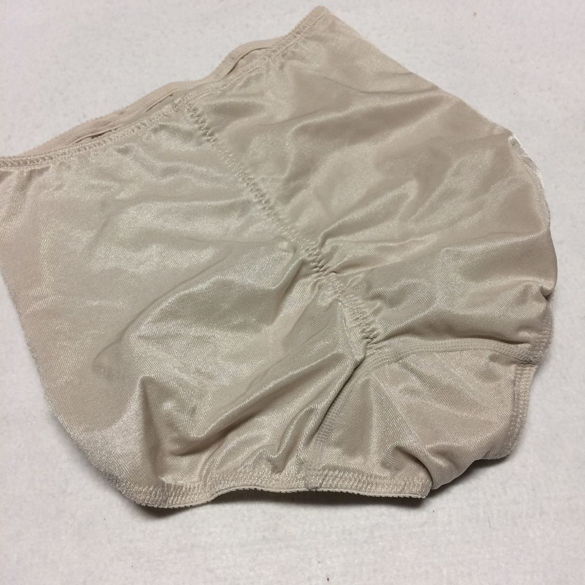 B-318 補正下着 ガードル ATSUGI 70サイズ(Lサイズ)｜売買されたオークション情報、yahooの商品情報をアーカイブ公開 - オークファン（aucfan.com）