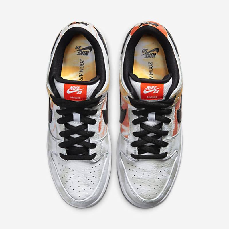 NIKE SB DUNK LOW PRO SB "RAYGUN" WHITE/BLACK-ORANGE FLASH-DEL SOL ...