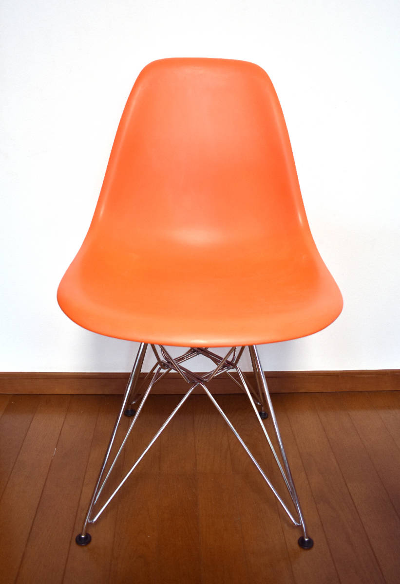 Vitra/ヴィトラ/Eames/イームズ/シェルチェア/ポリプロピレン/エッフェルベース/オレンジ(イームズ)｜売買されたオークション情報、yahooの商品情報をアーカイブ公開 ...