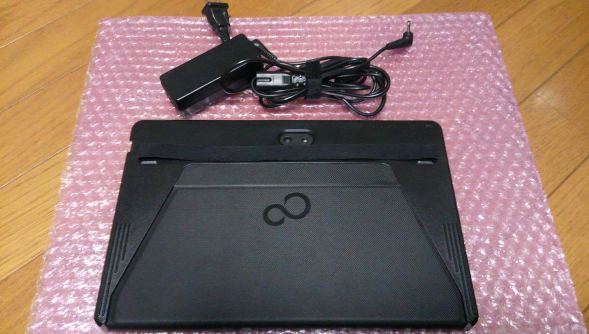 富士通 ARROWS Tab Q506/ME ケース付10.1インチタッチパネル Windows10 OS及びBIOS最新UP済 バッテリー ...