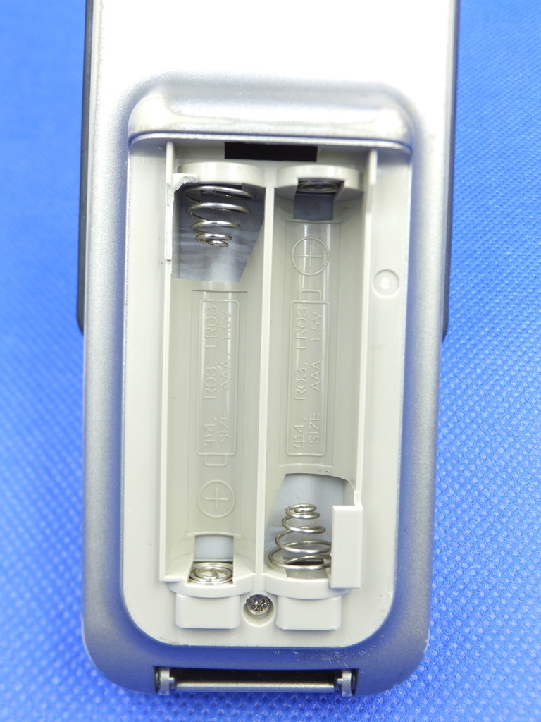 2621 3T電池フタ無 GA491WJSA SHARP LC-52GX2W LC-46GX2W LC-42GX2W LC-37GX2W LC-37GX1W LC-46GX10 LC ...