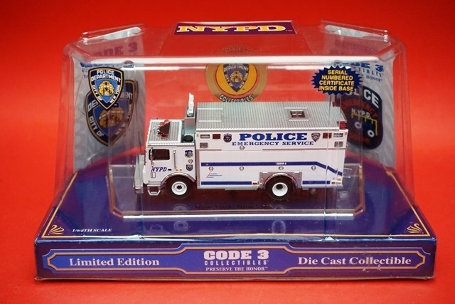 Code 3 Collectibles 1/64 NYPD ニューヨーク市警察 ホワイト/ブルー 6(商用車、公用車)｜売買されたオークション ...