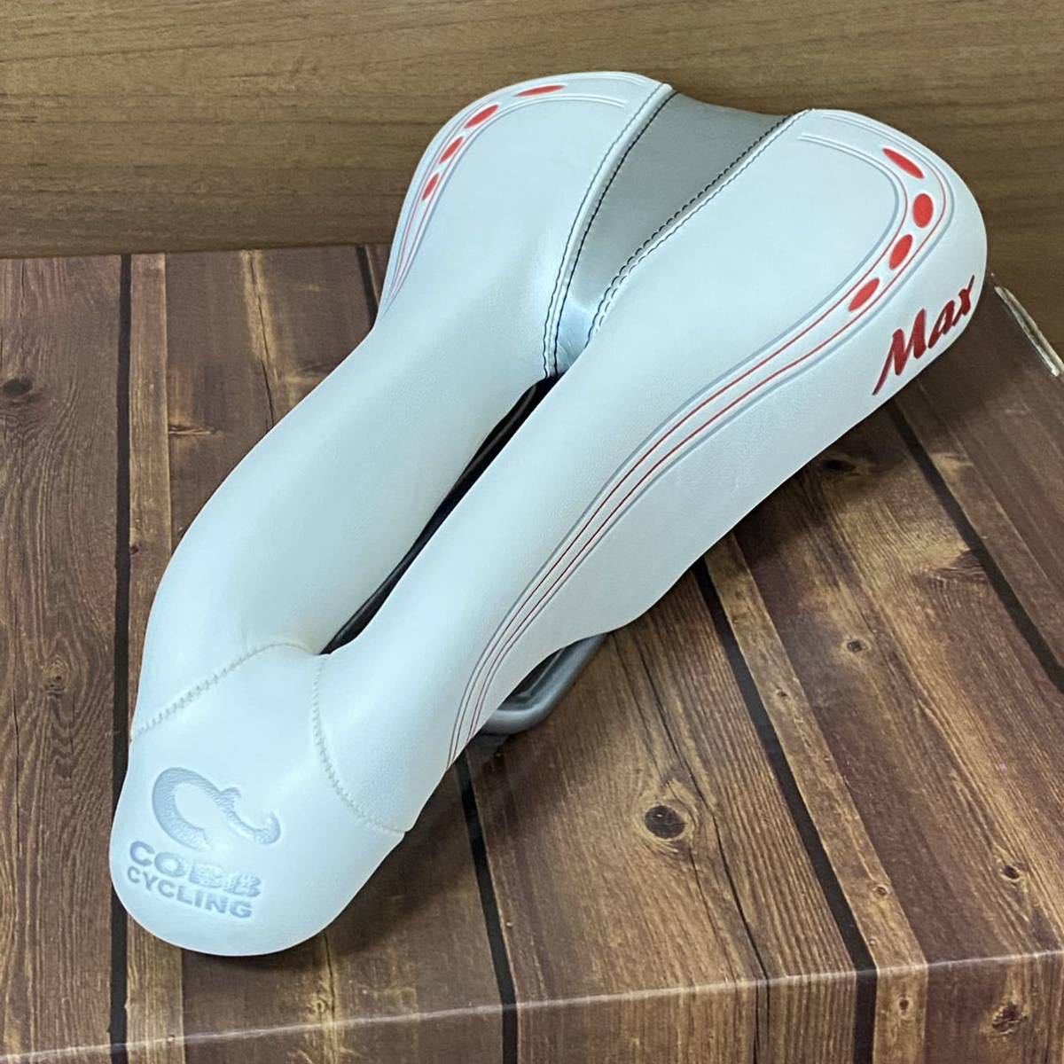 使用少 COBB cycling V-Flow Max TTトライアスロン向き前乗り向けサドル カラー:ホワイト白 コブ/コーブサイクリング ...