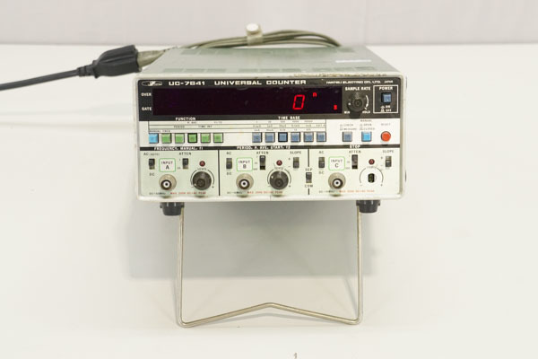 JB 3台セット IWATSU SS-5100 DS-6612 UC-7641 SYNCHROSCOPE UNIVERSAL COUNTER シンクロスコープ オシロ ユニバー ...