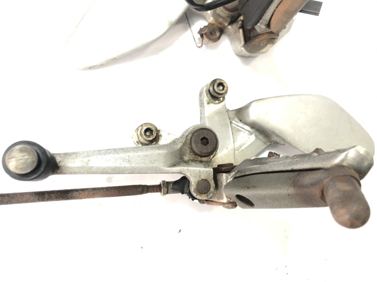 限定300台 絶版 YZF750SP 4JD ステップ 左右 シフトペダル ブレーキペダル セット 修復素材 流用にも 1649-F8258 ...