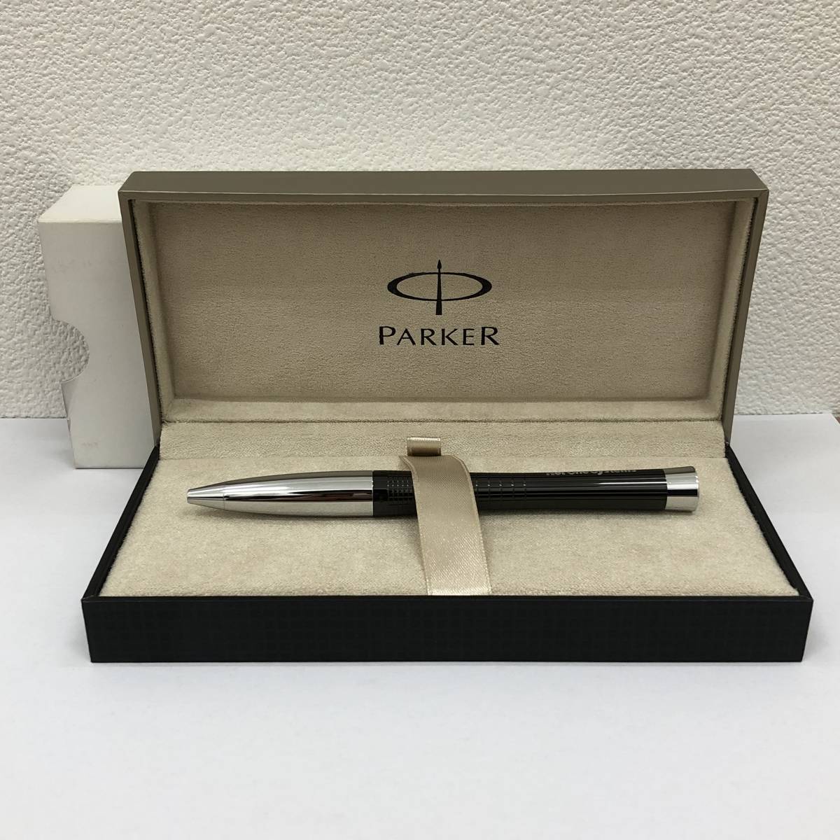 PAEKER/パーカー ボールペン スライド式 ケース付 282(パーカー)｜売買されたオークション情報、yahooの商品情報をアーカイブ公開 ...