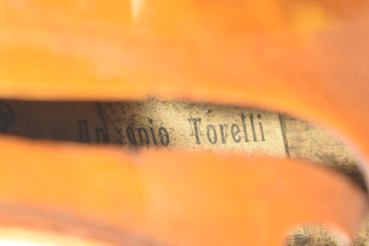 Antonio Torelli バイオリン 4/4(バイオリン)｜売買されたオークション情報、yahooの商品情報をアーカイブ公開 - オークファン（aucfan.com）