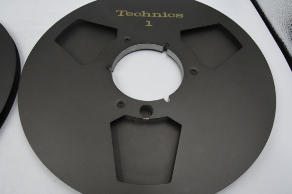 Technics テクニクス RP-10A EMPTY REEL 2枚 10号 空メタルリール(オープンリールデッキ)｜売買されたオークション情報、yahooの商品情報をアーカイブ公開 ...