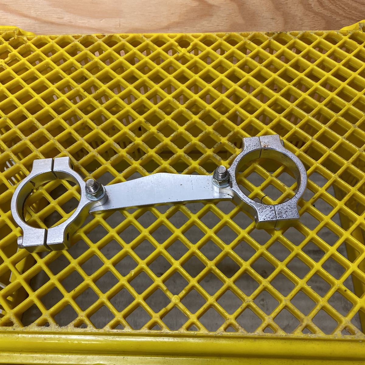 エイプ AC16 デイトナ スタビライザー スタビ(フロント)｜売買されたオークション情報、yahooの商品情報をアーカイブ公開 - オークファン（aucfan.com）