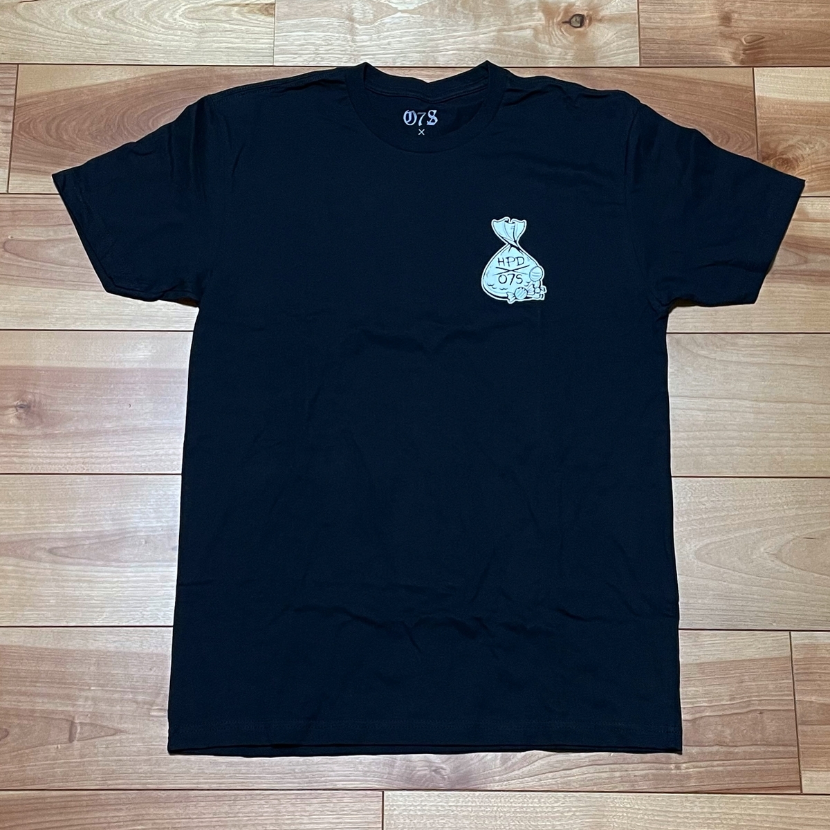 House Party Distro × One 7 Six Free Candy Tシャツ Black 176 Forward ...