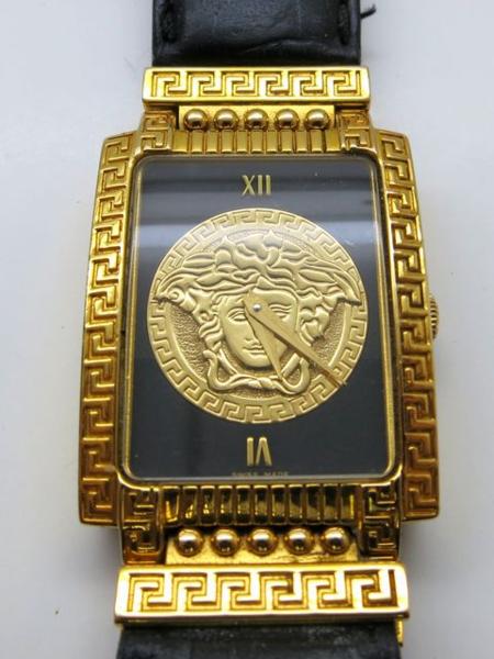 GIANNI VERSACE メデューサ クォーツ メンズ(ヴェルサーチ)｜売買されたオークション情報、yahooの商品情報をアーカイブ公開 - オークファン（aucfan.com）