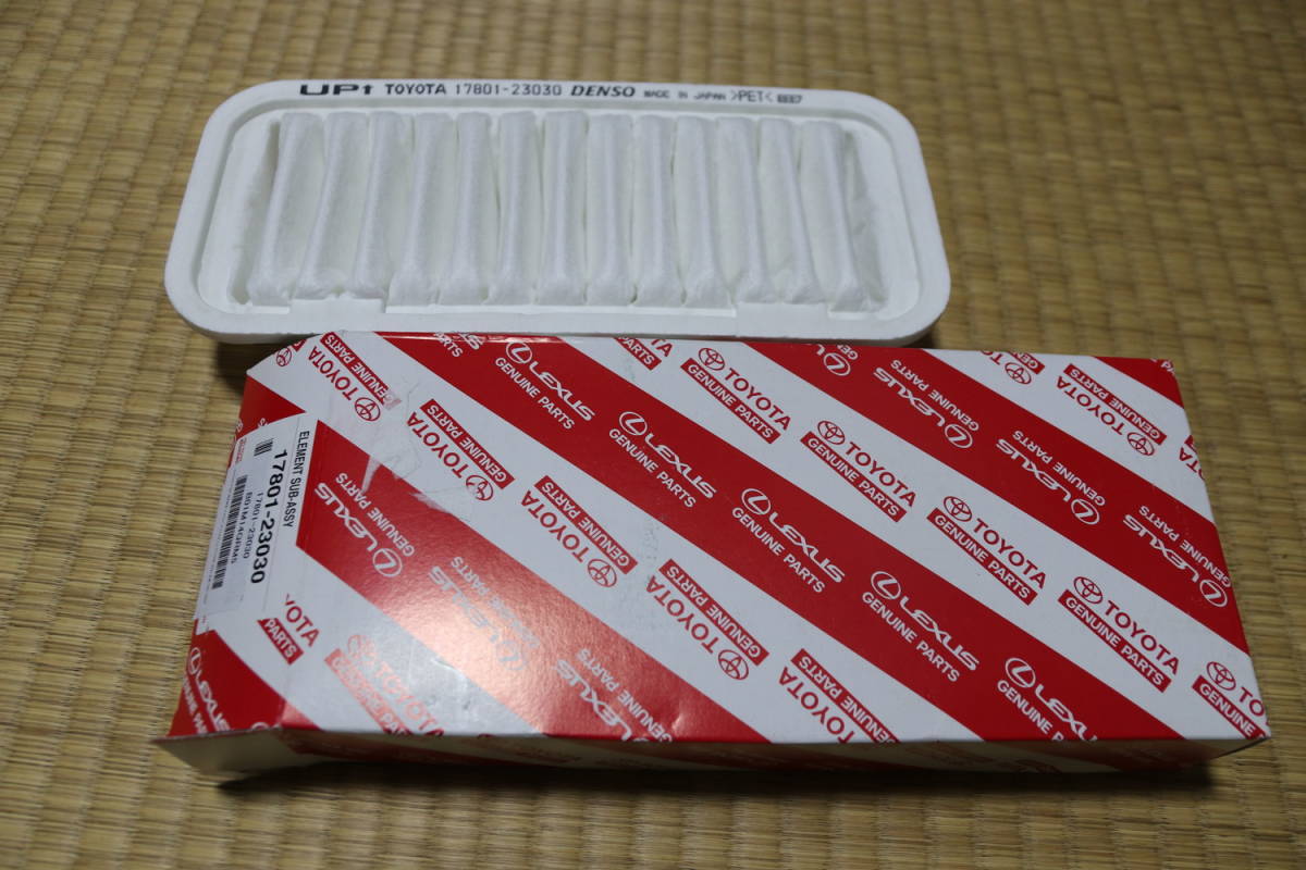 トヨタ 純正 エアクリーナー 純正品番17801-23030 ベルタ パッソ プラッツ ラクティス ヴィッツ エアフィルタ エレメント(トヨタ ...