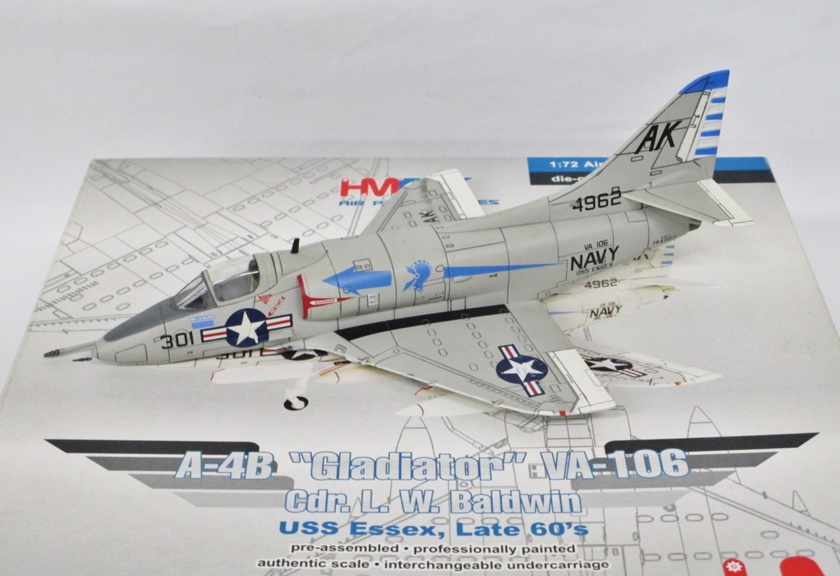 HOBBY MASTER ホビーマスター 1/72 HA1402 A-4B Gladiator VA-106 ジャンク tht112908 ...