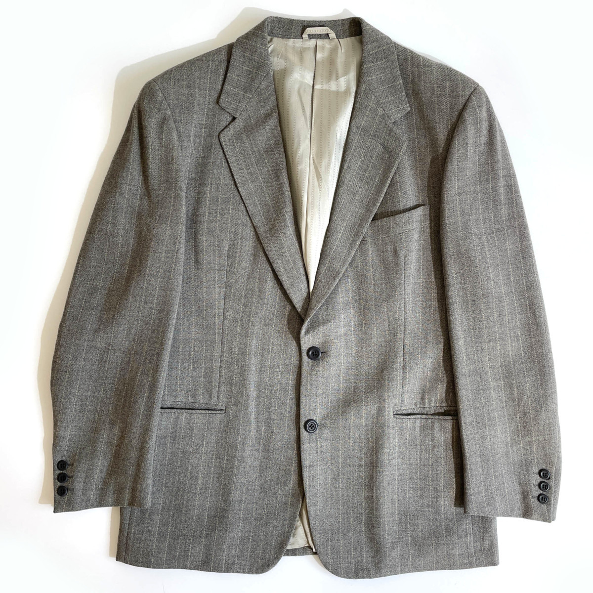 イタリア製 HILTON ヒルトン ストライプ ウール 2B テーラードジャケット ブレザー サイズ 52 / グレー メンズ 紳士(Lサイズ)｜売買されたオークション情報、yahooの商品 ...
