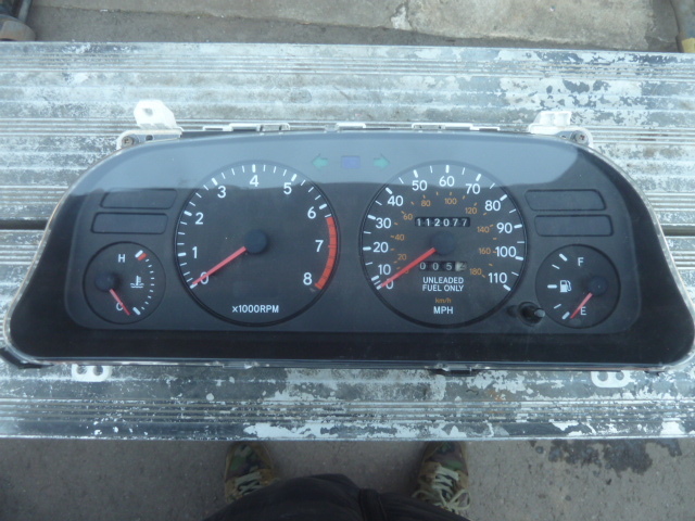 カローラ AE100 100系 マイルメーター タコメーター ジャンク USDM 北米仕様 AE101 トヨタ USトヨタ 北米トヨタ US 北米 ヘラフラ JDM HDM(計器、追加メーター ...