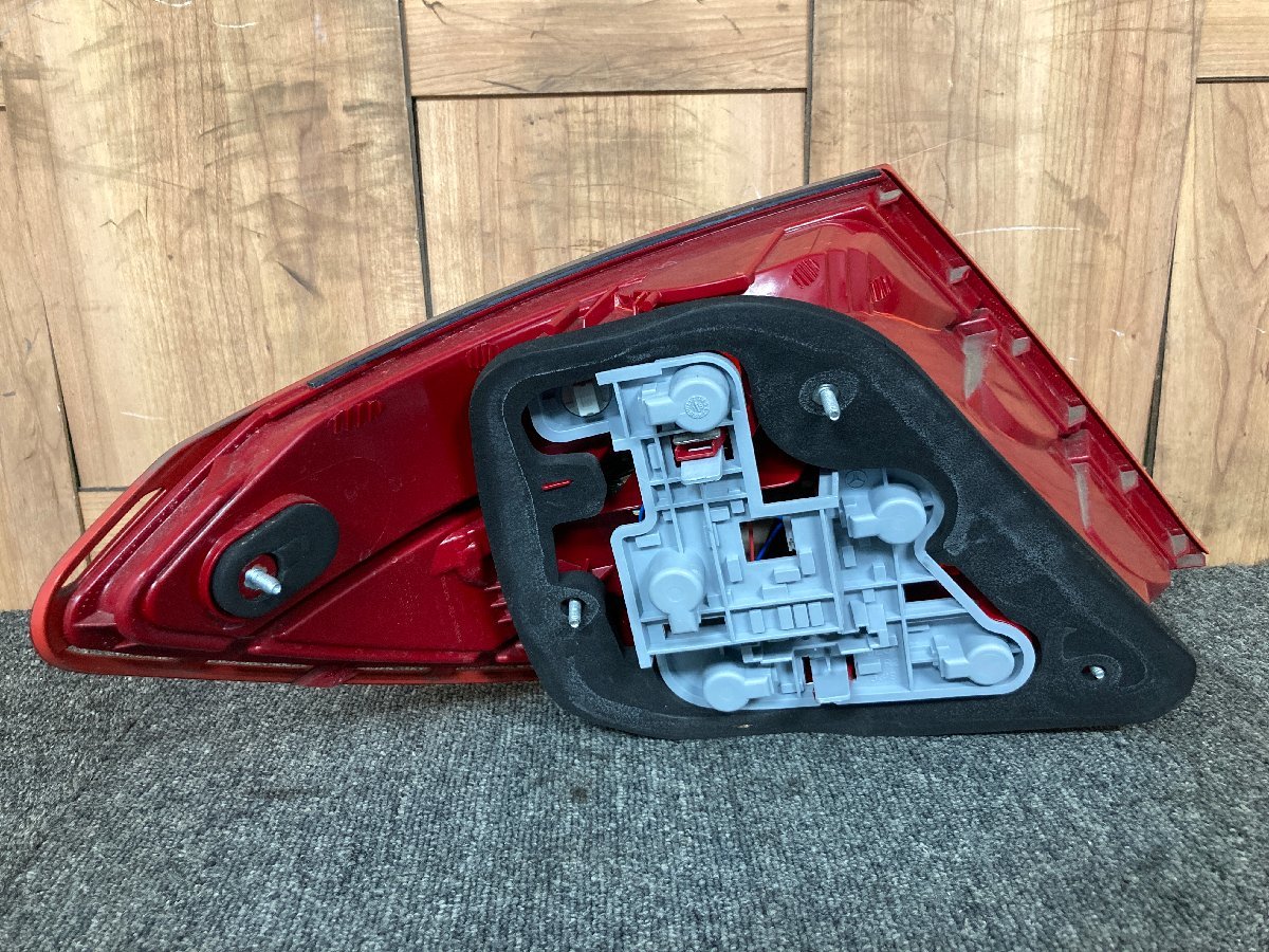 メルセデス ベンツ Cクラス W204 前期 純正 テールライト ランプ 右 2049068802 Mercedes Benz(テールライト ...