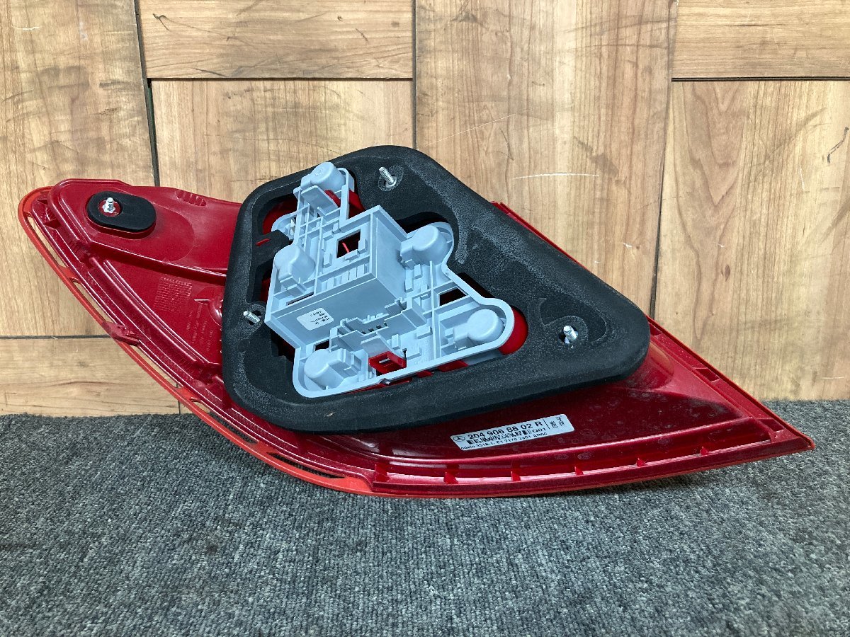 メルセデス ベンツ Cクラス W204 前期 純正 テールライト ランプ 右 2049068802 Mercedes Benz(テールライト ...