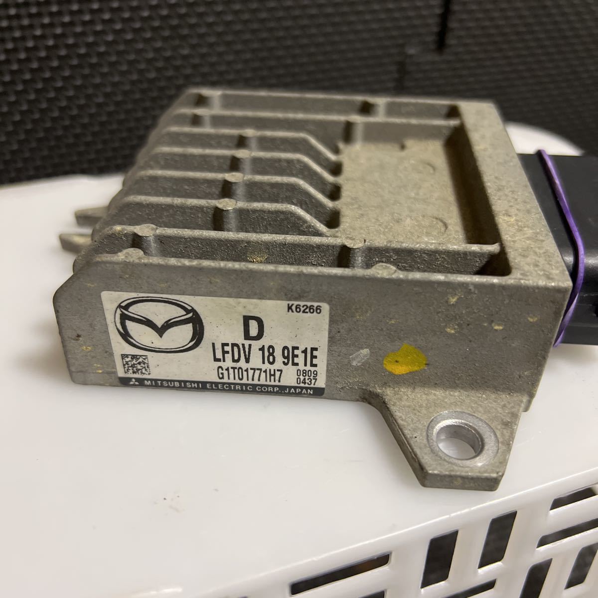 マツダ プレマシー CWEFW ATコンピュータ ミッションコンピュータ LFDV 18 9E1E G1T01771H7 08090437 紫 ...