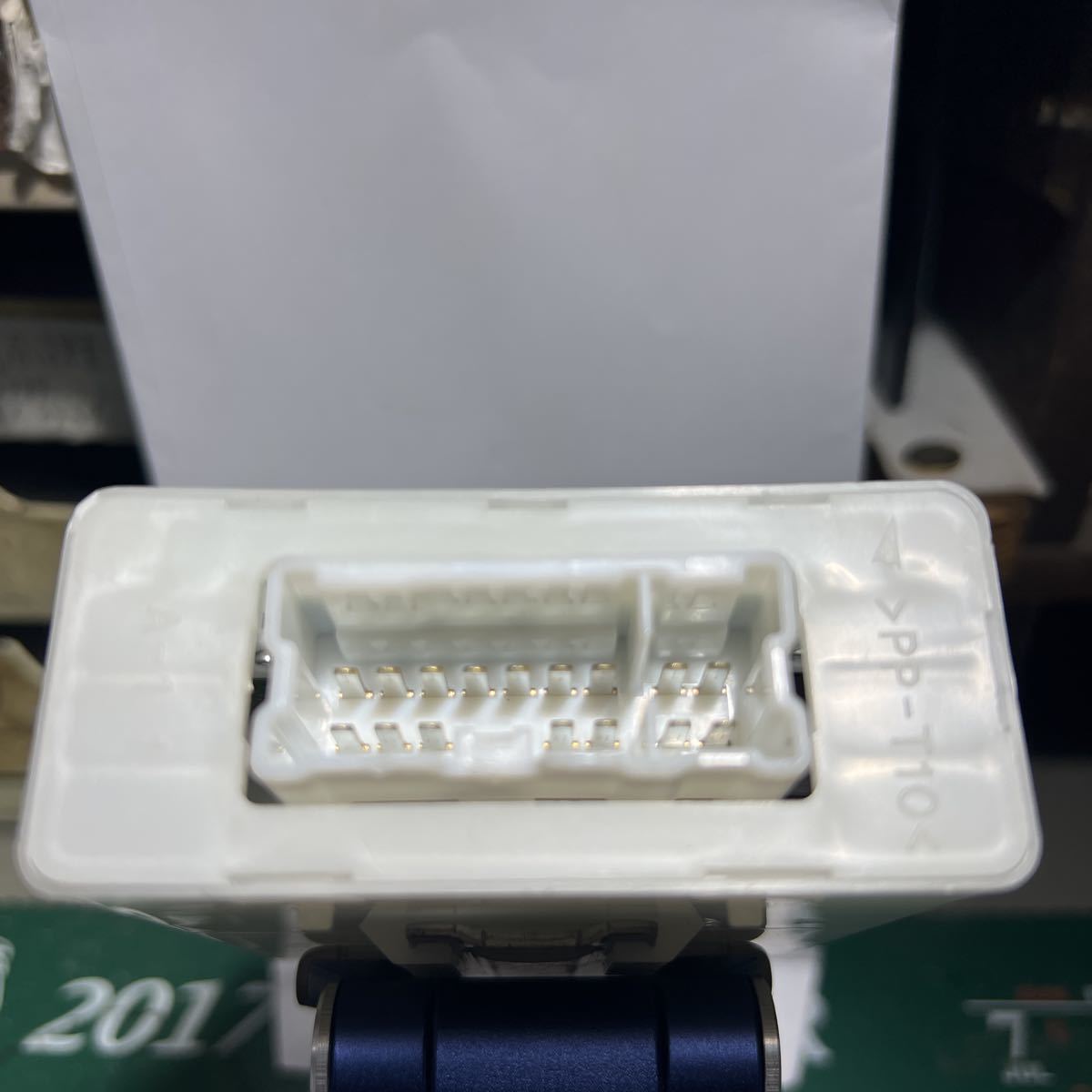 エルグランド E51バックドア/リアゲート イージークローザー コンピューター オートクローザ 28450-WL610(日産用)｜売買されたオークション情報、yahooの商品情報をアーカイブ ...