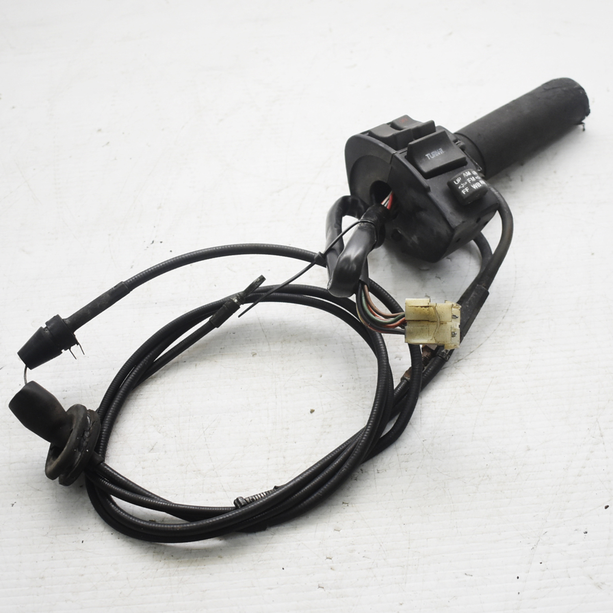 ハーレー 1989年 FLHTCU エボ 1340 エレクトラグライド ウルトラクラシック ハンドルスイッチ 右 スロットルホルダー B HD-46(ハーレーダビッドソン用)｜売買された ...