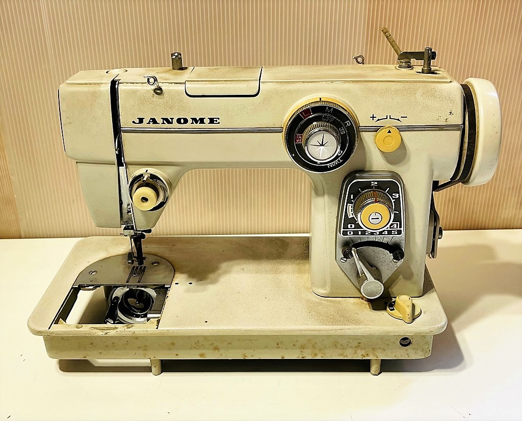 当時物/ジャンク扱い ジャノメ ミシン本体 JANOME Model：680(ジャノメ)｜売買されたオークション情報、yahooの商品情報を ...