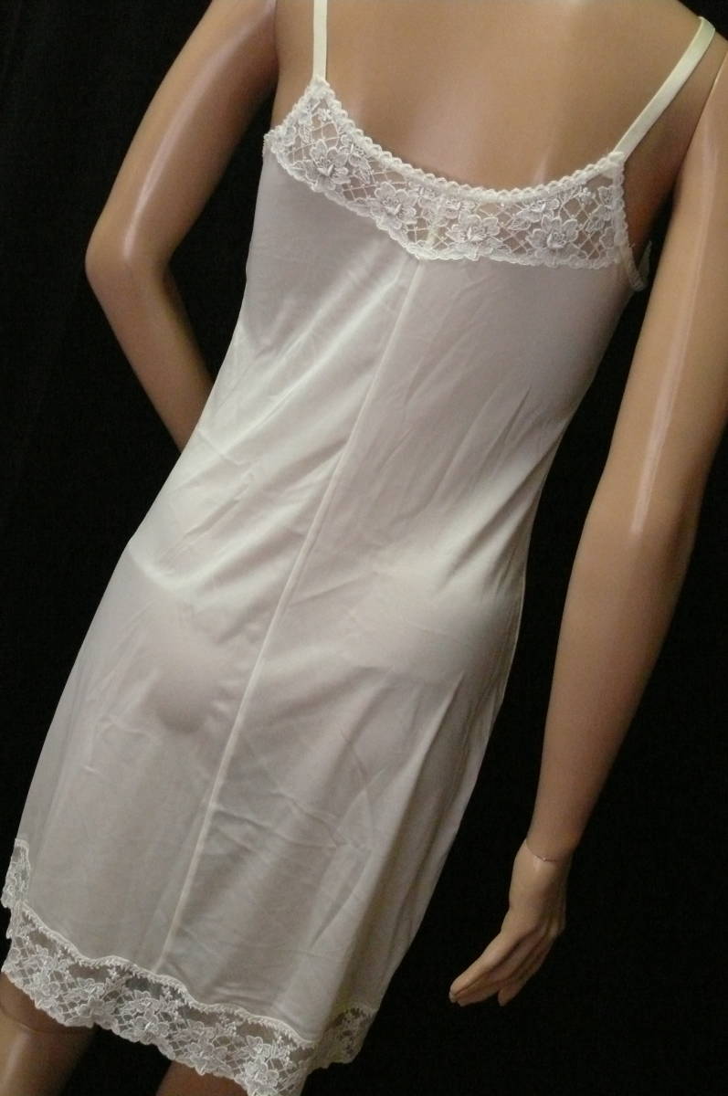 Ba640 とろみスリップ 訳あり(Mサイズ)｜売買されたオークション情報、yahooの商品情報をアーカイブ公開 - オークファン ...