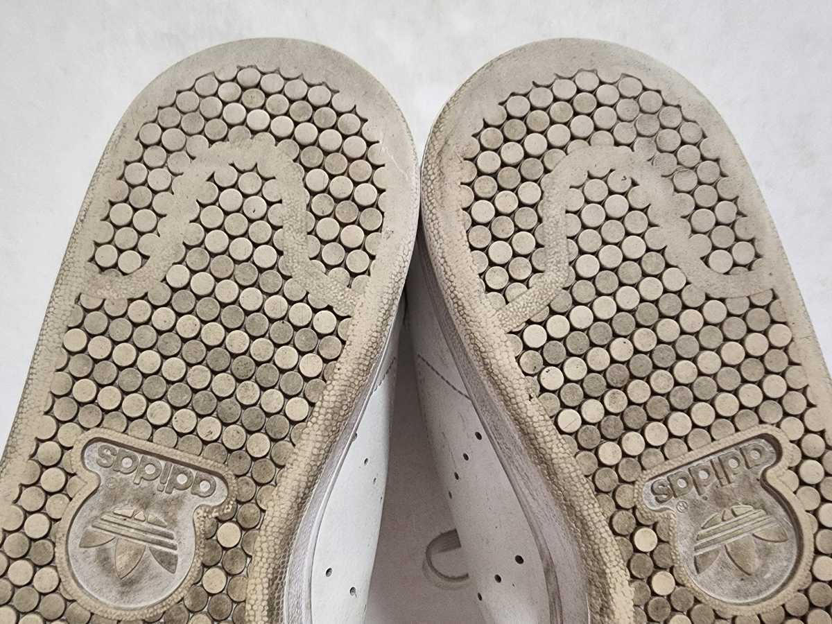女の子 アディダス adidas スタンスミス J STIAN SMITH J EE8483 ホワイト×シルバー 24.0cm 高校生 品 ...