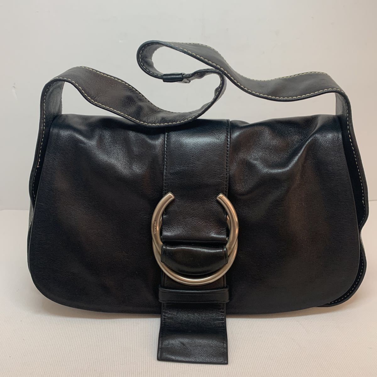 PRADA プラダ ハンドバッグ レザー 本革 ブラック ショルダーバッグ 保存袋ギャランティカードあり(ハンドバッグ)｜売買されたオークション情報、yahooの商品情報をアーカイブ公開 ...