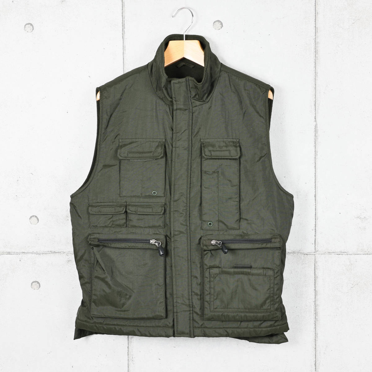 GAPギャップ 1990年代 裏フリース ナイロンベスト オリーブ系 サイズM(ジャンパー、ブルゾン)｜売買されたオークション情報、yahooの商品情報をアーカイブ公開 - オークファン ...