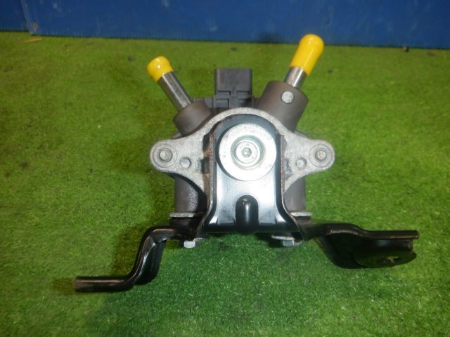 プリウス PHV ZVW52 A トランスミッションオイルポンプ 35300-47010(トヨタ用)｜売買されたオークション情報、yahooの ...