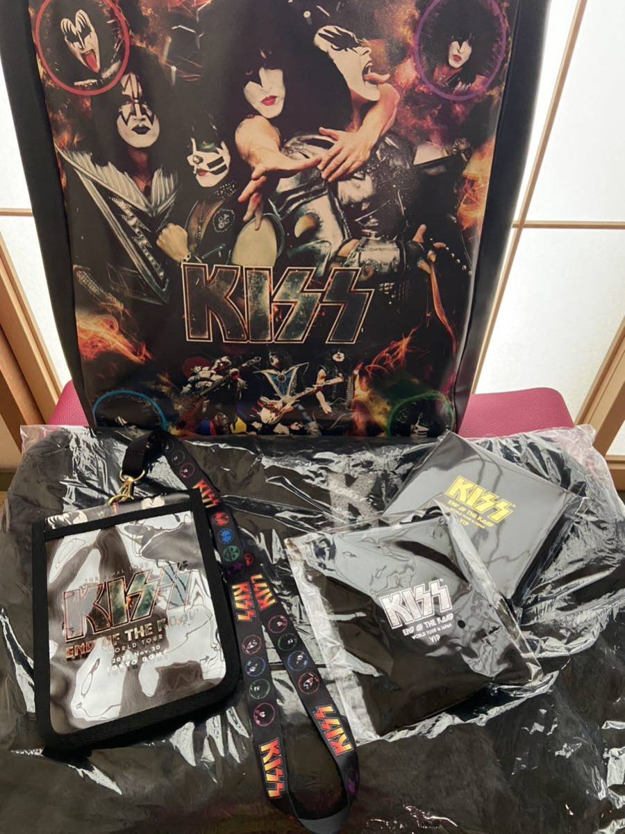KISS キッス 2022 東京ドーム KISS VIP Silver Package VIP限定グッズ(記念品、思い出の品)｜売買された ...