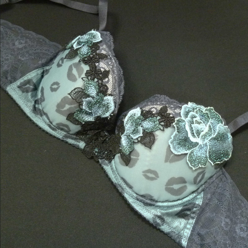 ワコール サルート Salute Rich Veil Bra リッチヴェールブラ BTJ723 C70 LB タグ付き(70)｜売買された ...