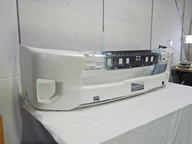 200系 ハイエース ワイド 後期 純正 フロントバンパー 52119-26670 52119-26680-A1 8028(フロント)｜売買さ ...