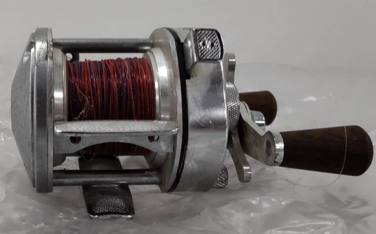 C256811 012 -25/MM3000 横浜 リール2点セット 釣り シマノ SHIMANO Bantam 20SG 赤糸 / SUPER AERO FV 3 BALL BEARINGS ...