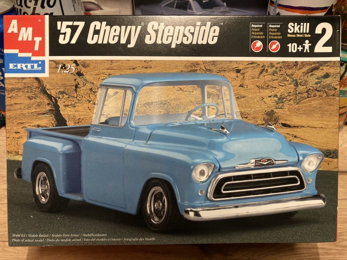 AMT 57 Chevy Stepside 1/25 シボレー ステップサイド アメ車 プラモデル 模型 ピックアップ トラック 未組立 GM ...