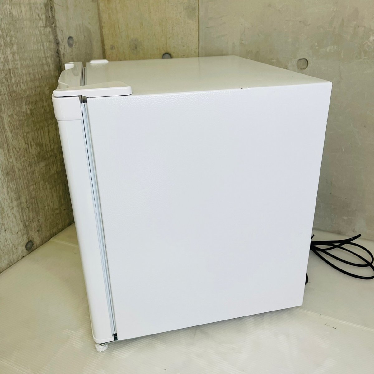 JH010104 マクスゼン/MAXZEN 1ドア冷凍庫 JF032ML01WH 2021年製 32L ホワイト/白系 キッチン家電 直取り ...