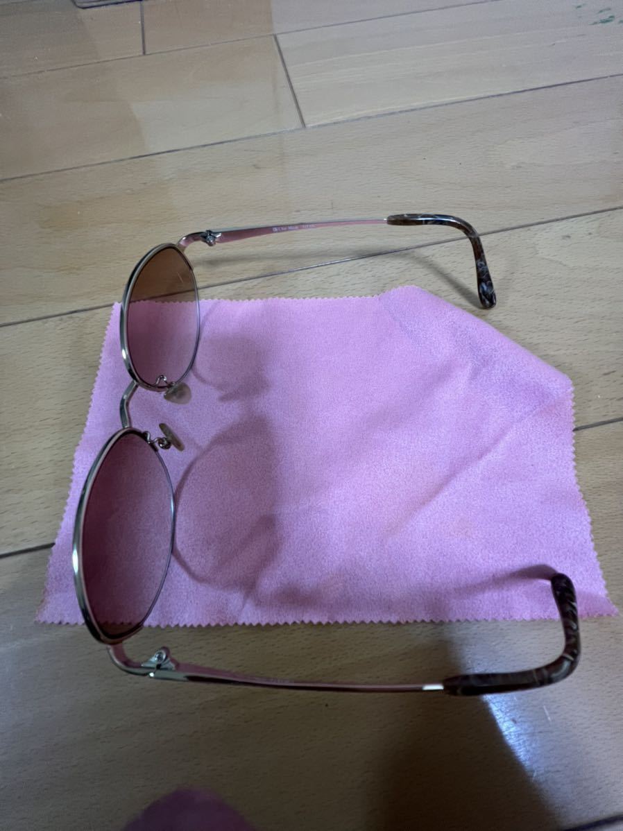 Chic Mode サングラス CM-3852 チタン メガネフレーム キズあり ジャンク(フルリム)｜売買されたオークション情報、yahooの商品情報をアーカイブ公開 - オークファン ...